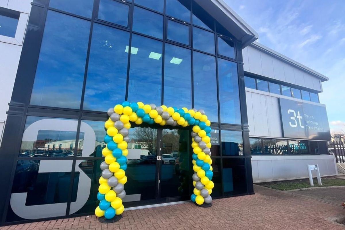 Unlock Net Zero - Cities Focus - 3t launches new Teesside training facility