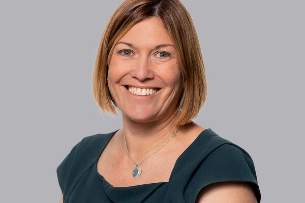 Emma Palmer's Instagram, Twitter & Facebook on IDCrawl