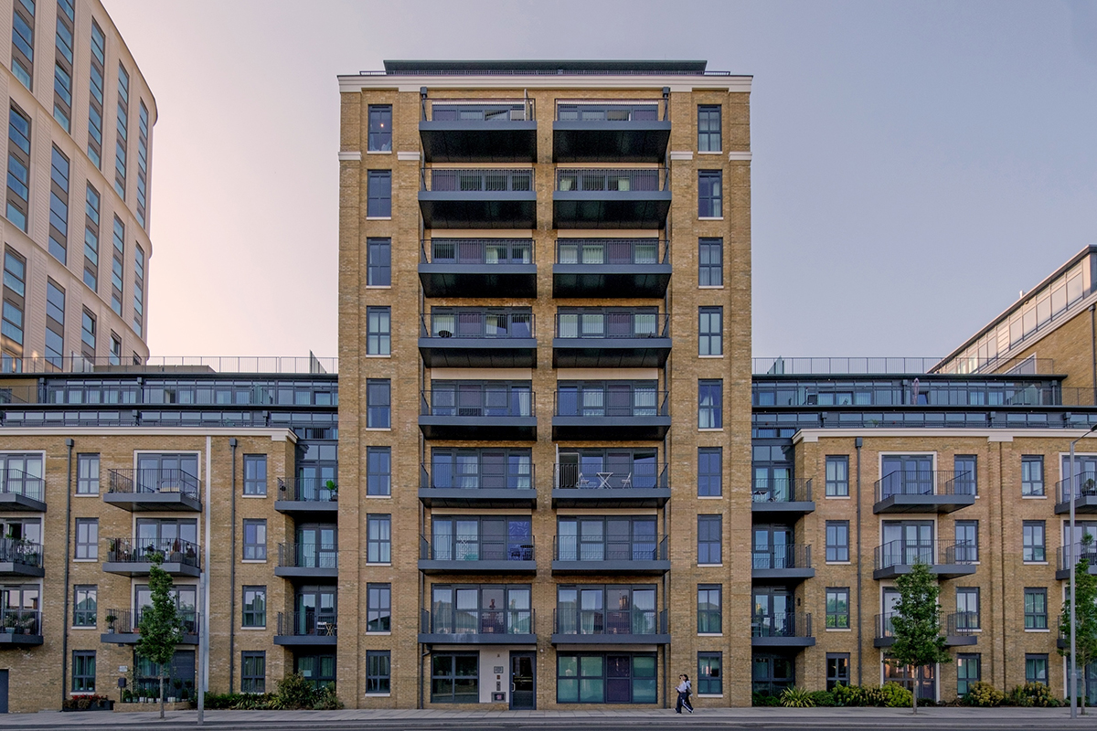 Homes England data reveals annual social rent starts up 43% but zero ...